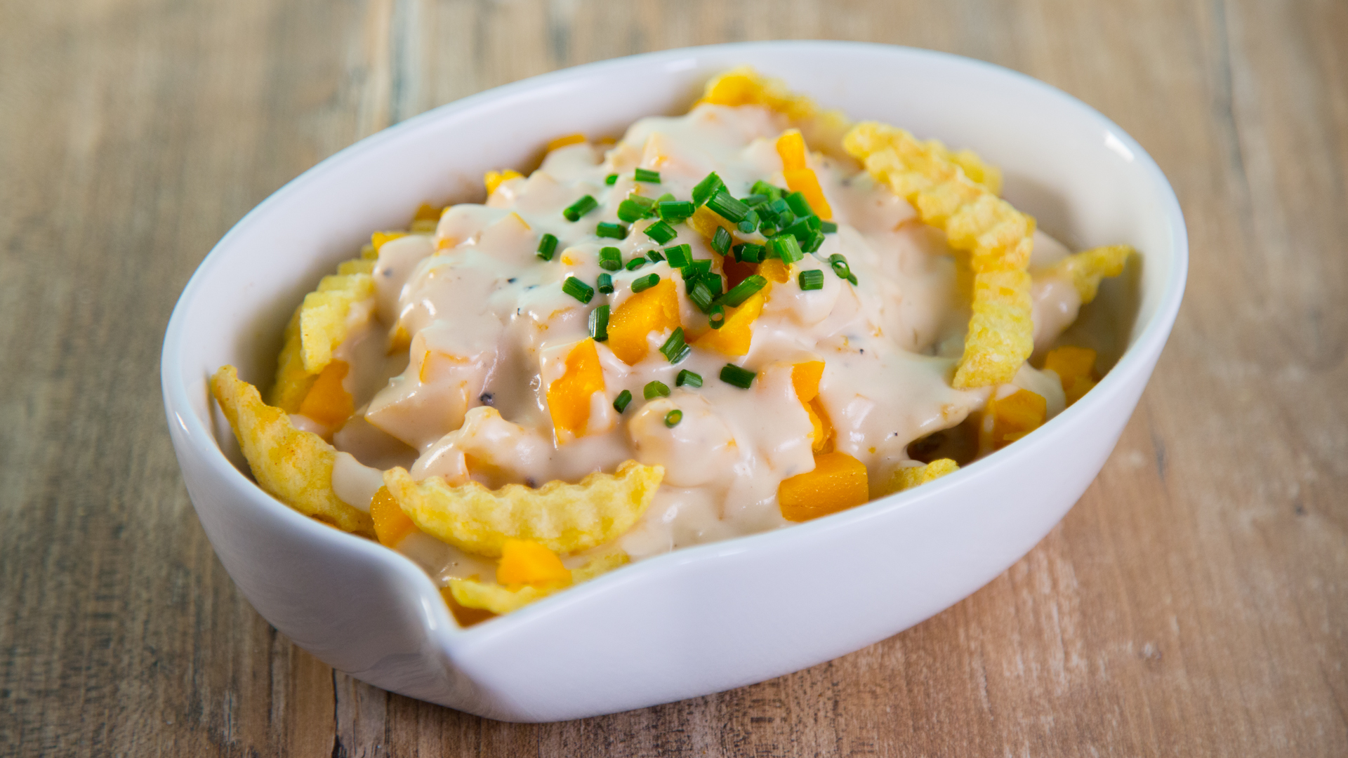 Poutine: Pommes mit Bratensoße und Käse