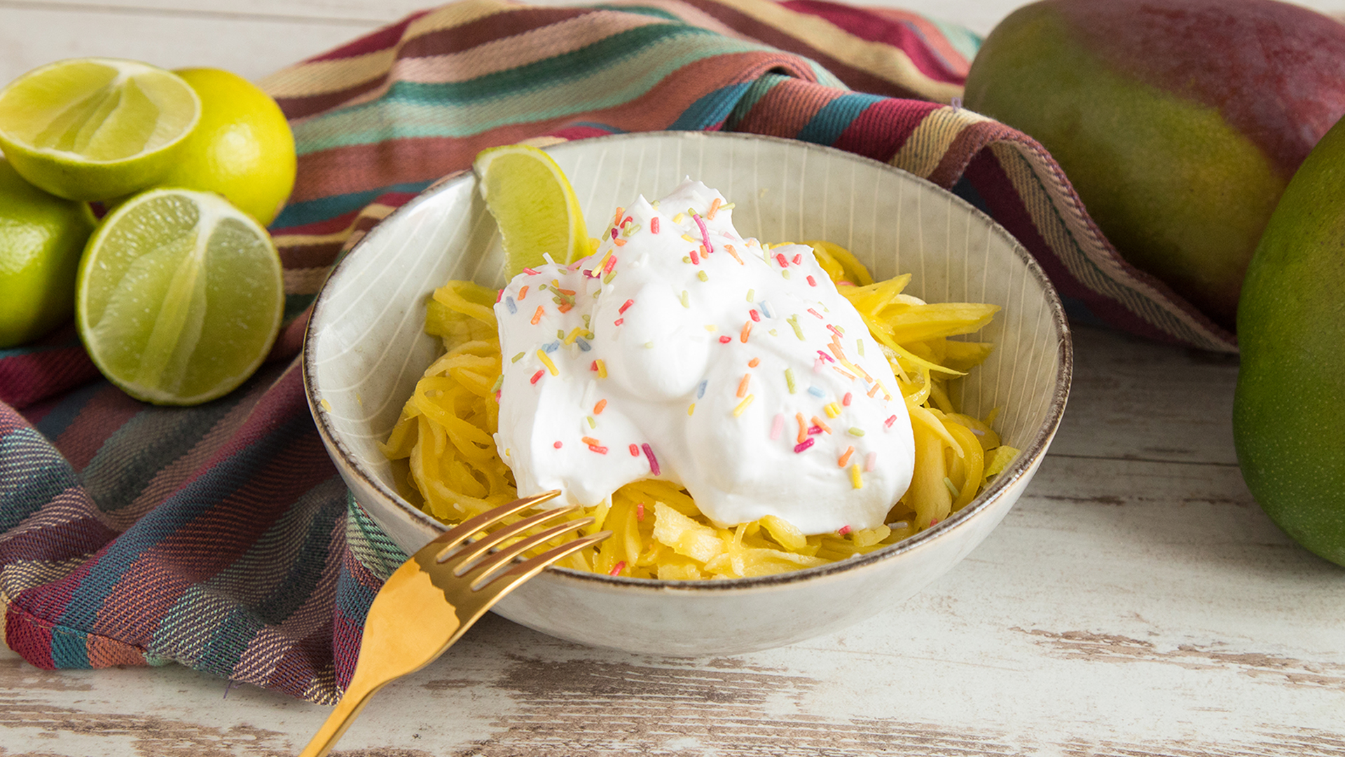 Lateinamerikanischer Street Food Klassiker: Sweet Mango Pasta